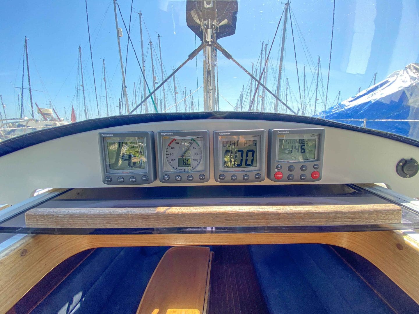 2007 Sadler 290 Sailing Yacht | Parker Adams Boat Sales