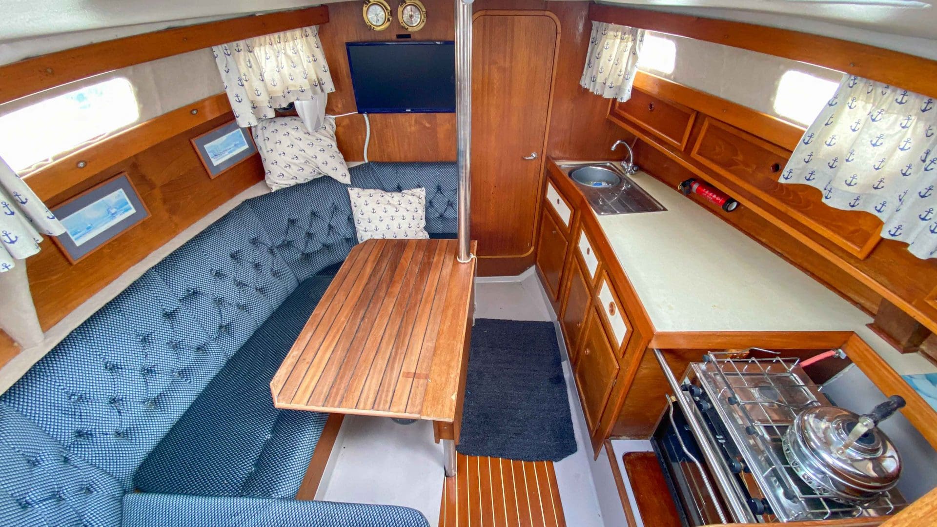 1988 - Hunter Horizon 32 - Wheelhouse - Parker Adams Boat Sales