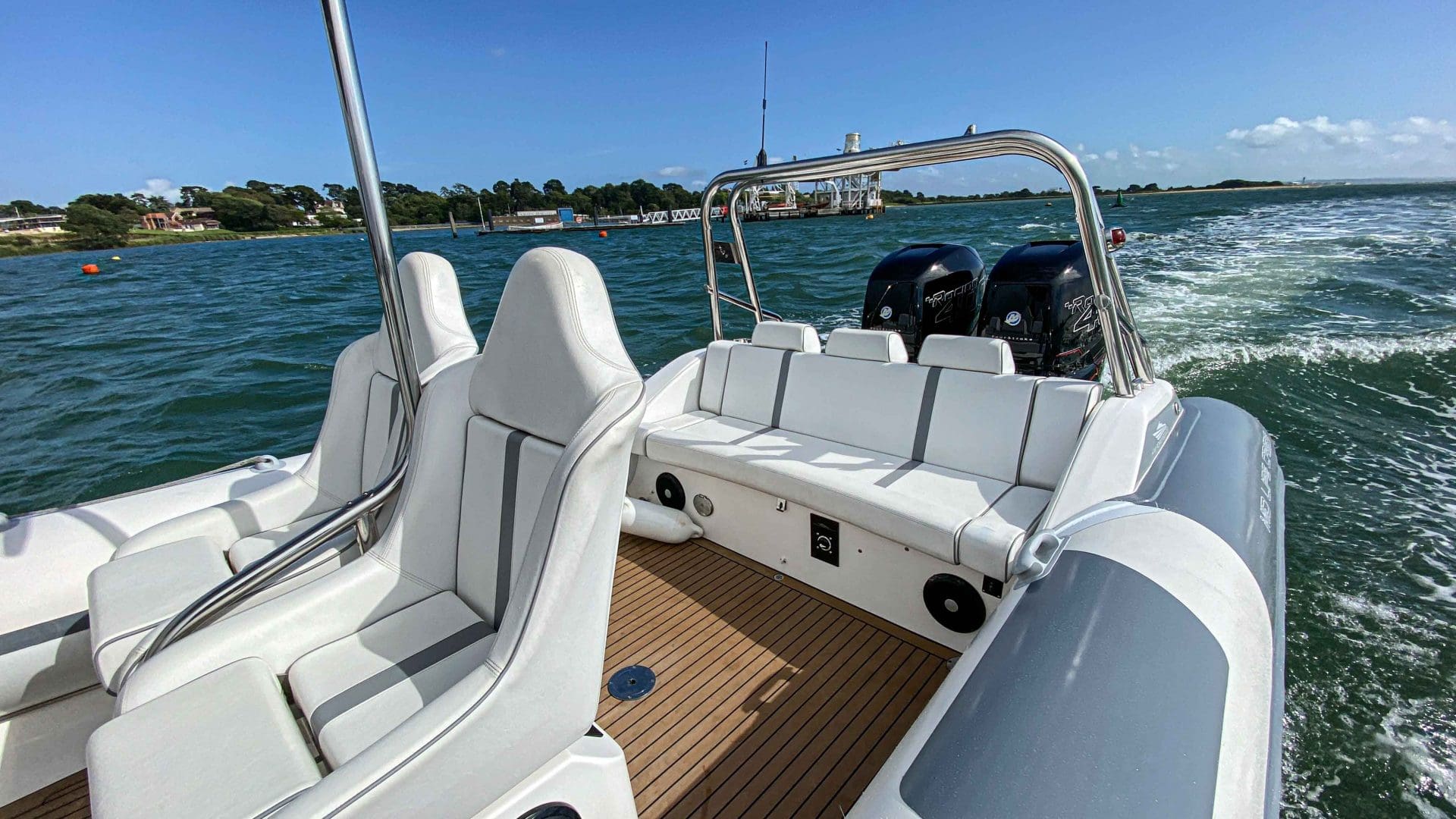 2012 - Hydromax 11m Adam Younger Design RIB - 800HP! - Parker Adams ...