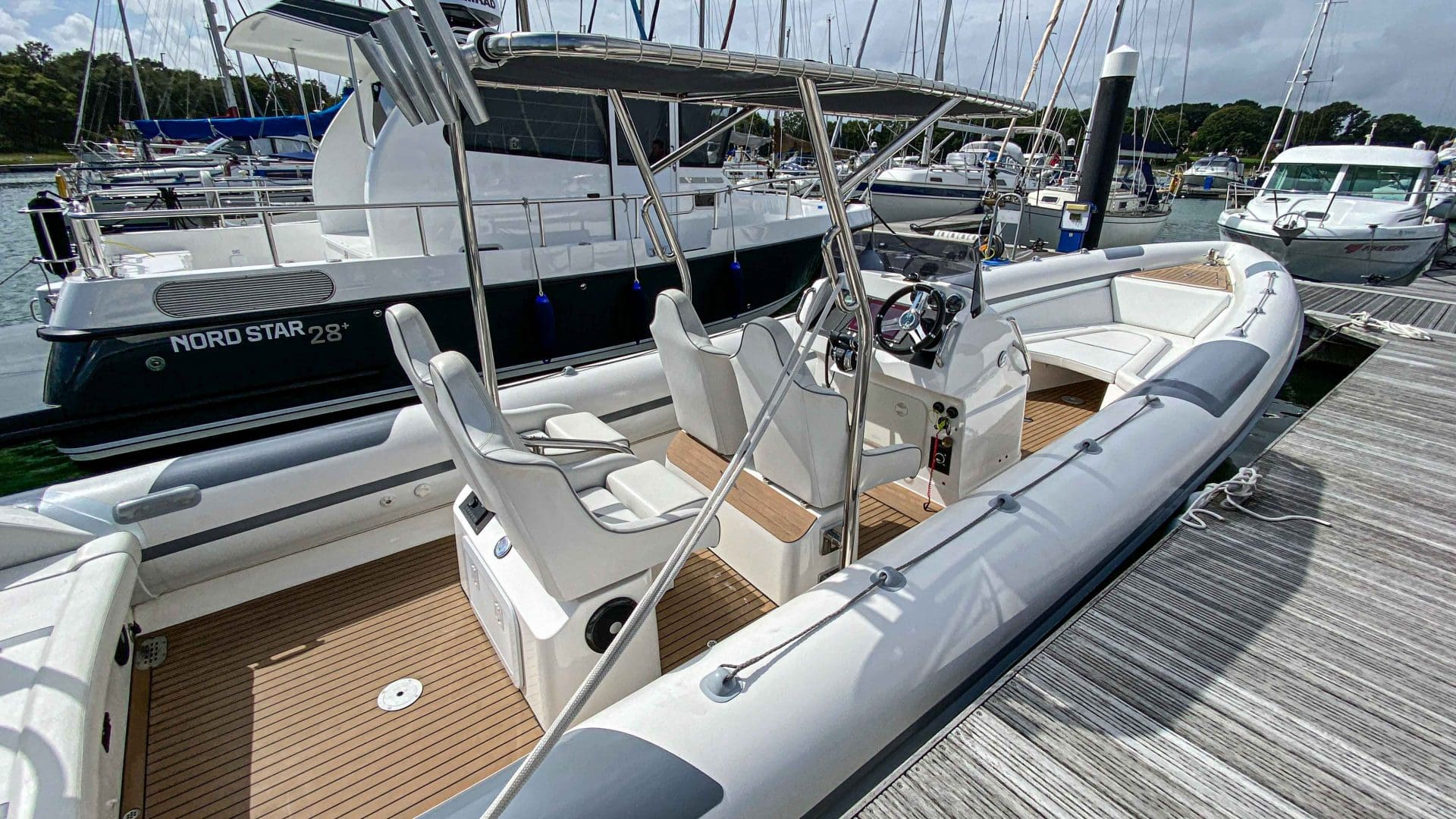 2012 - Hydromax 11m Adam Younger Design RIB - 800HP! | Parker Adams ...