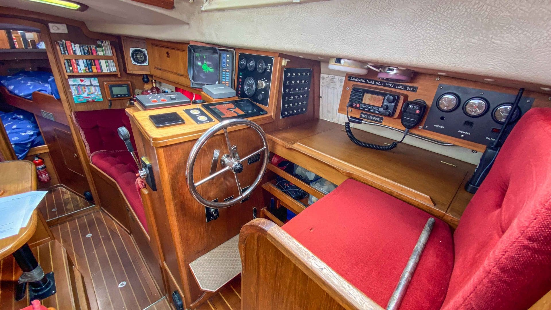 1986 - Southerly 100 Lifting Keel | Parker Adams Boat Sales
