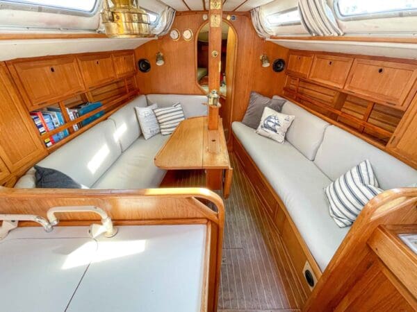 1988 Granada 34 Sailing Boat with Volvo Penta 2002 Engine | Parker ...