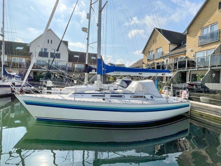 1988 Granada 34 Sailing Boat with Volvo Penta 2002 Engine | Parker ...