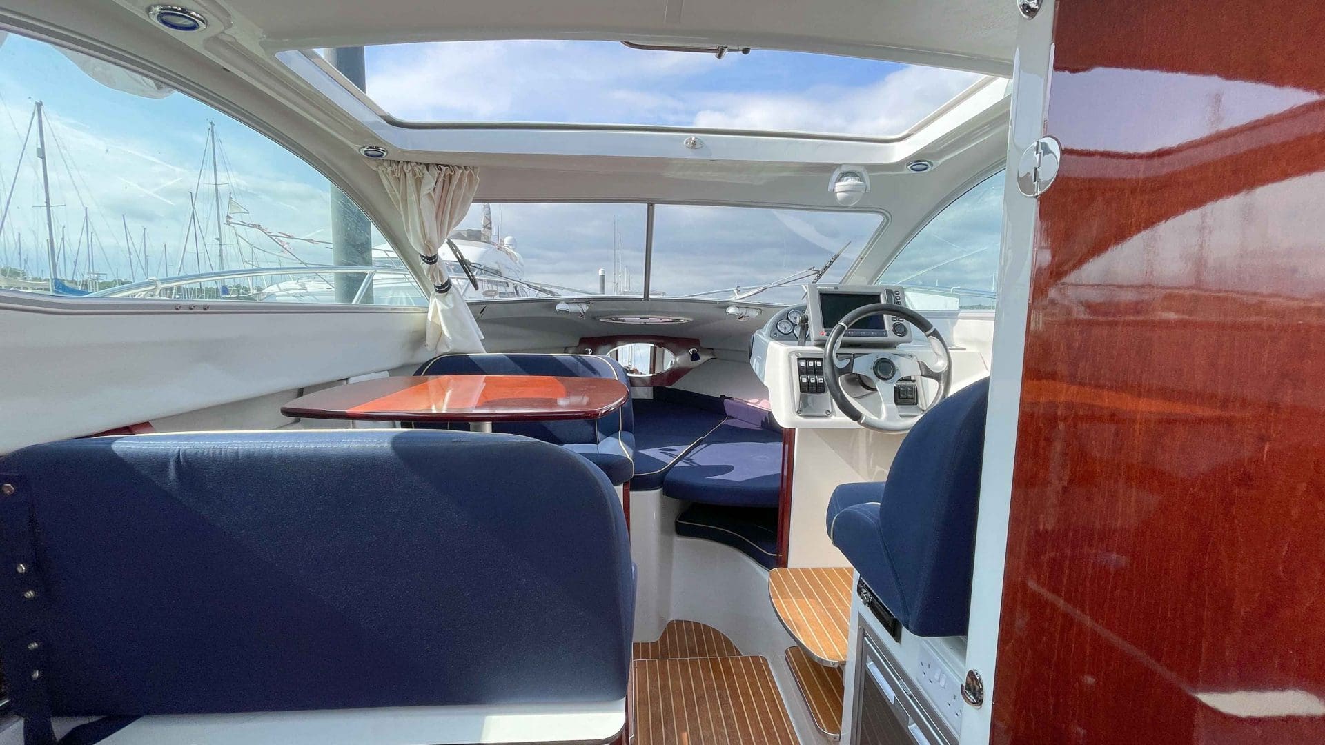 2007 - Finmaster 7600 Sports | Parker Adams Boat Sales