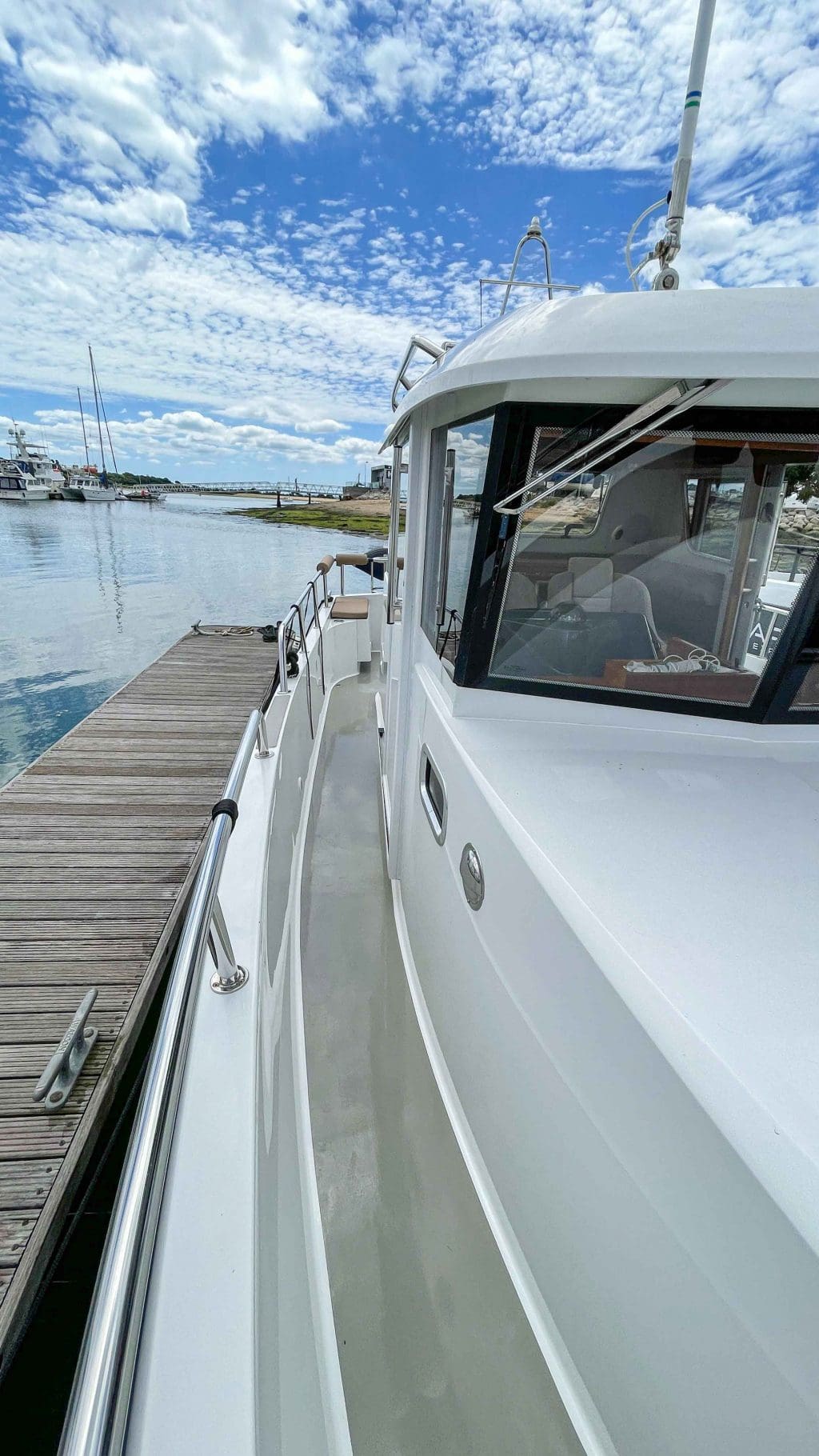 2018 - Sargo 28 with Volvo Penta D6 370 Engine | Parker Adams Boat Sales