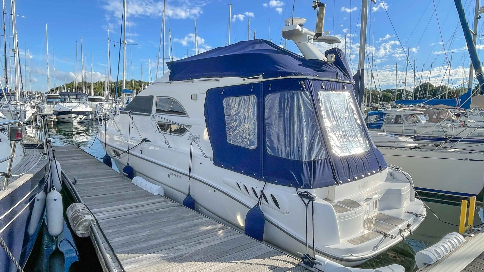 1996 Sealine Statesman 330 Flybridge Motor Cruiser | Parker Adams Boat ...