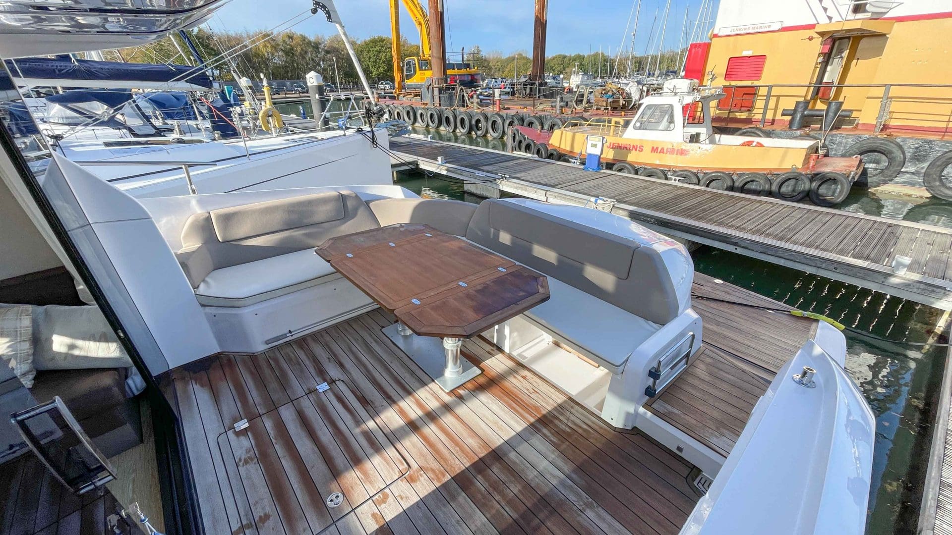 2016 Sessa Marine C42 with Twin Volvo Penta D6-IPS500 engines | Parker ...