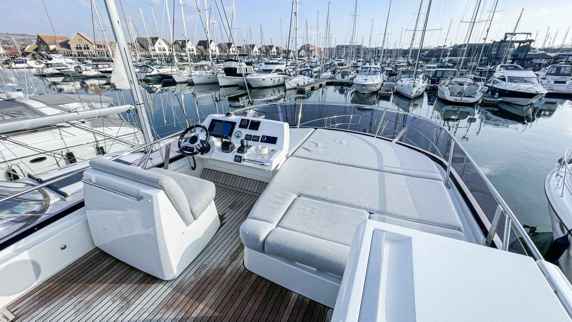 2021 – Prestige 460 with twin IPS 600 engines - Parker Adams Boat Sales