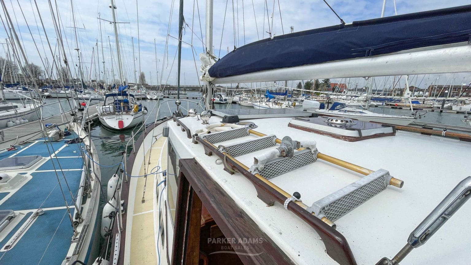 1981 - Colvic Watson 32 | Parker Adams Boat Sales