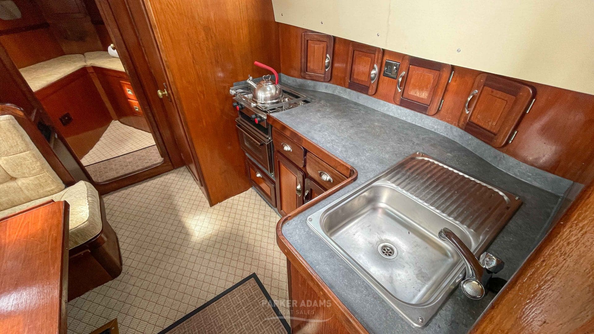 1981 - Colvic Watson 32 - Parker Adams Boat Sales