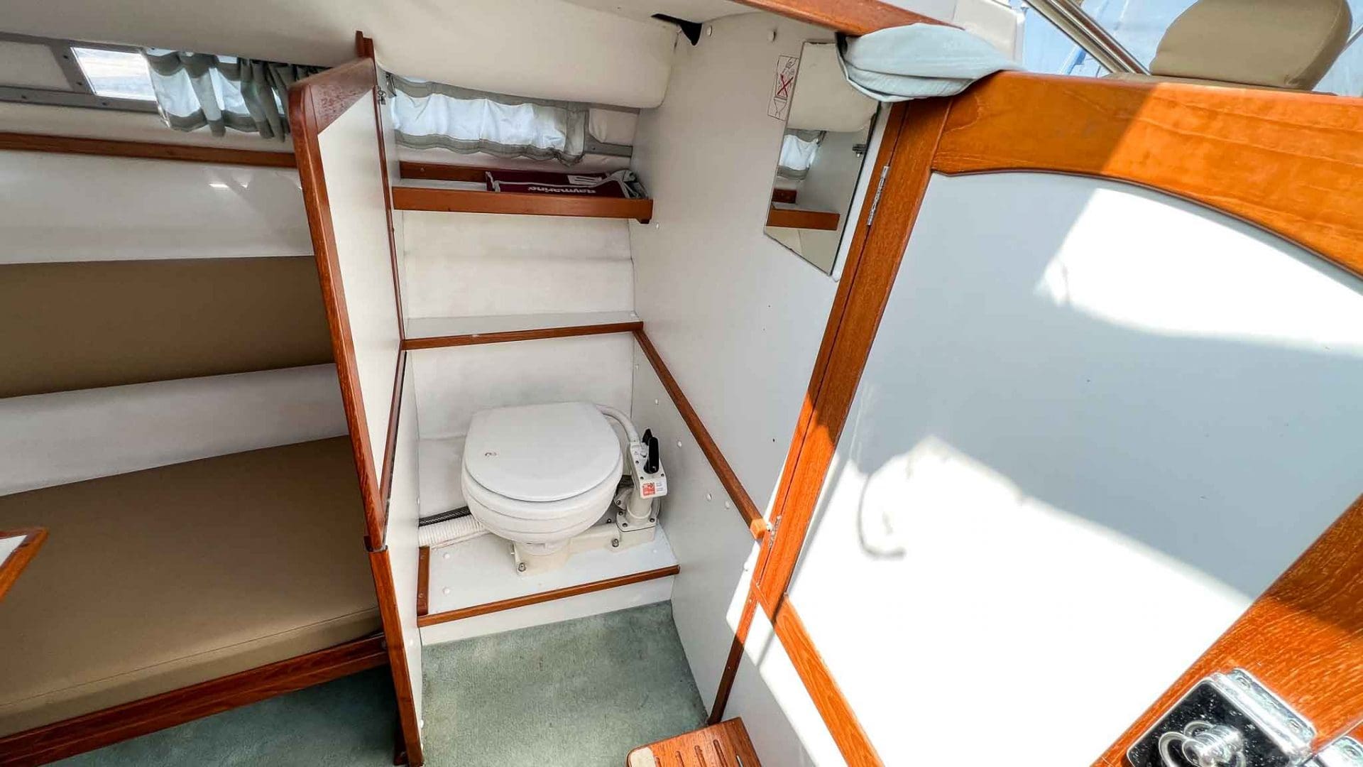 1994 – Windy 7800 with a Volvo Penta AD31 Engine | Parker Adams Boat Sales