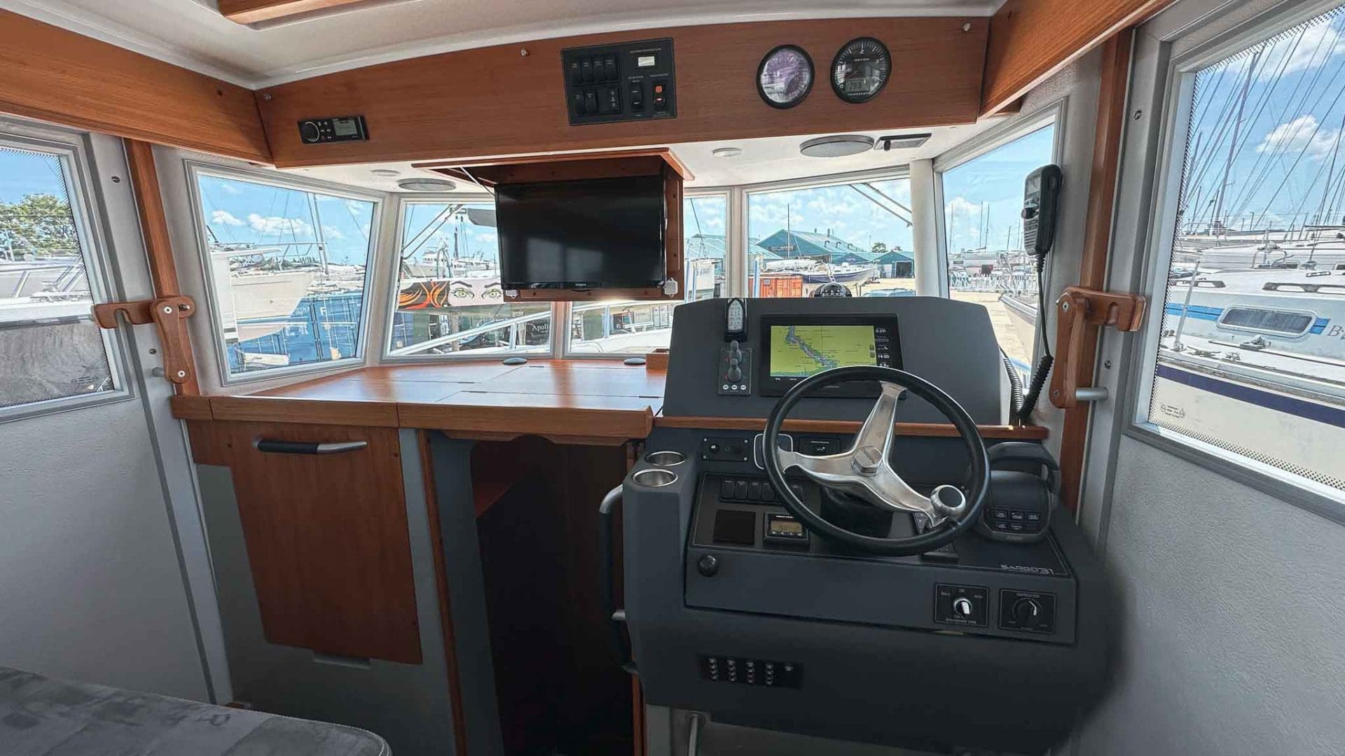 2021 – Sargo 31 Explorer with a Volvo Penta D6 - 400 engine | Parker ...