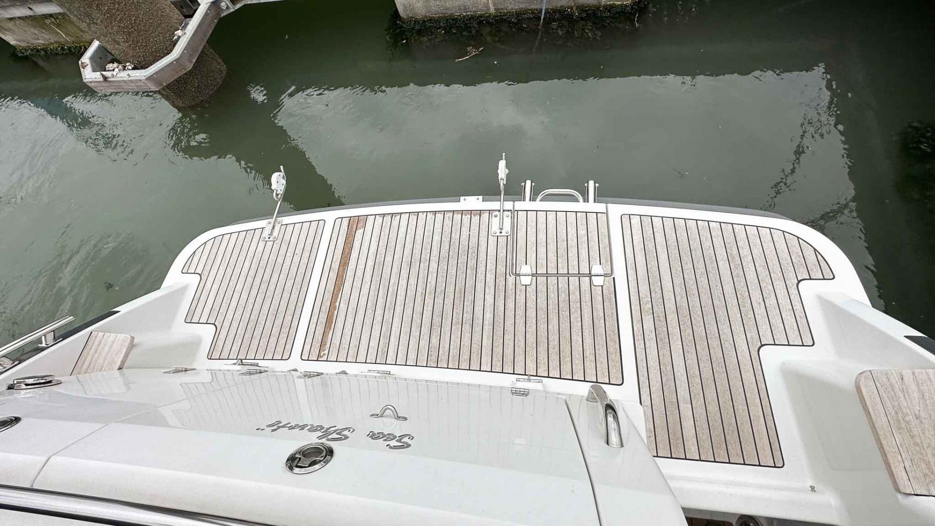 2015 – Grandezza 27OC with a Volvo Penta D4-300 engine | Parker Adams ...