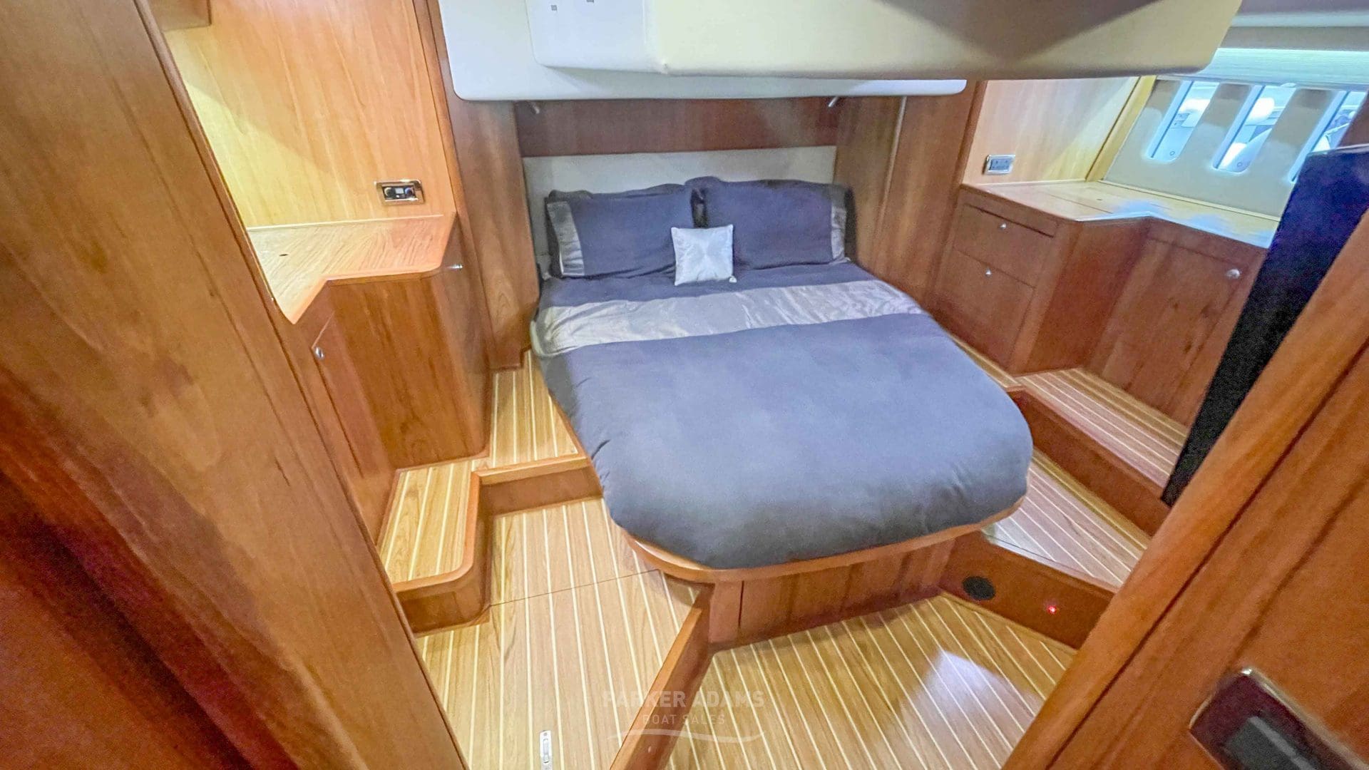 2014 - Southerly 47 with in-boom furling and air con | Parker Adams ...